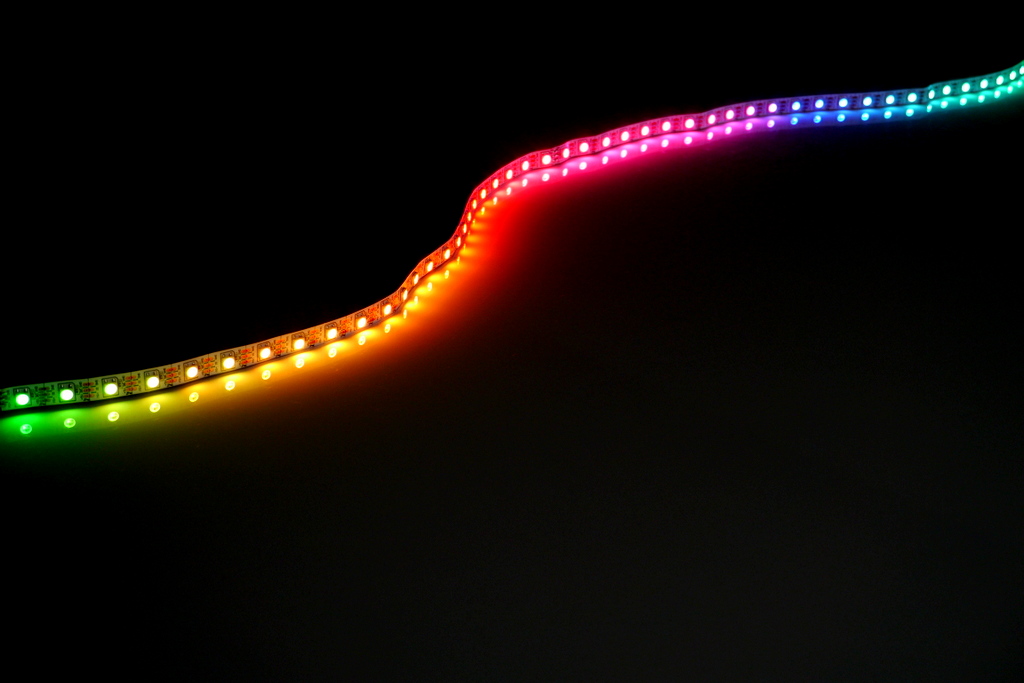LED DreamColor Stripe mit 60 LEDs/m | LED-Emotion